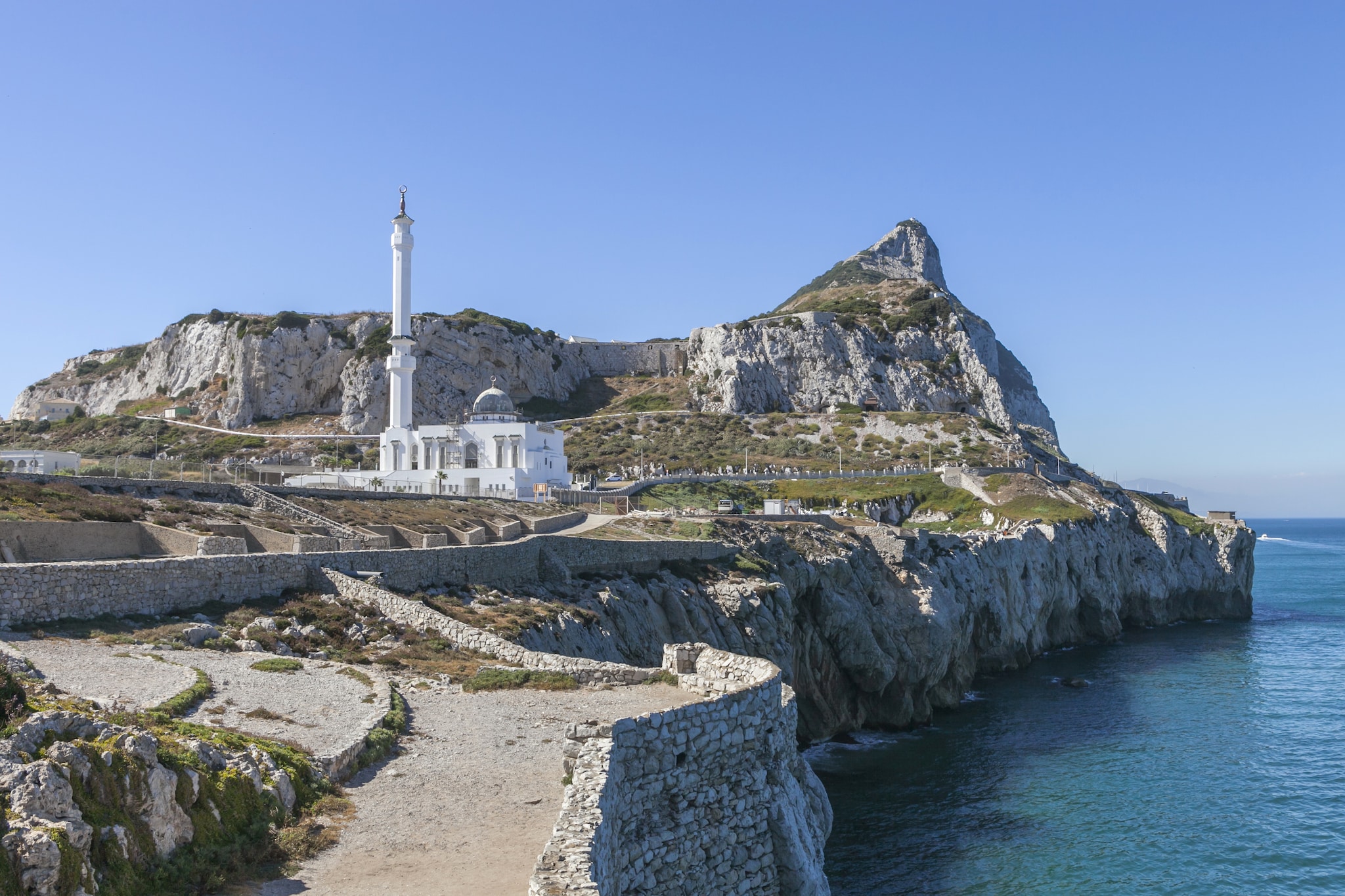 gibraltar-views-garrison-library