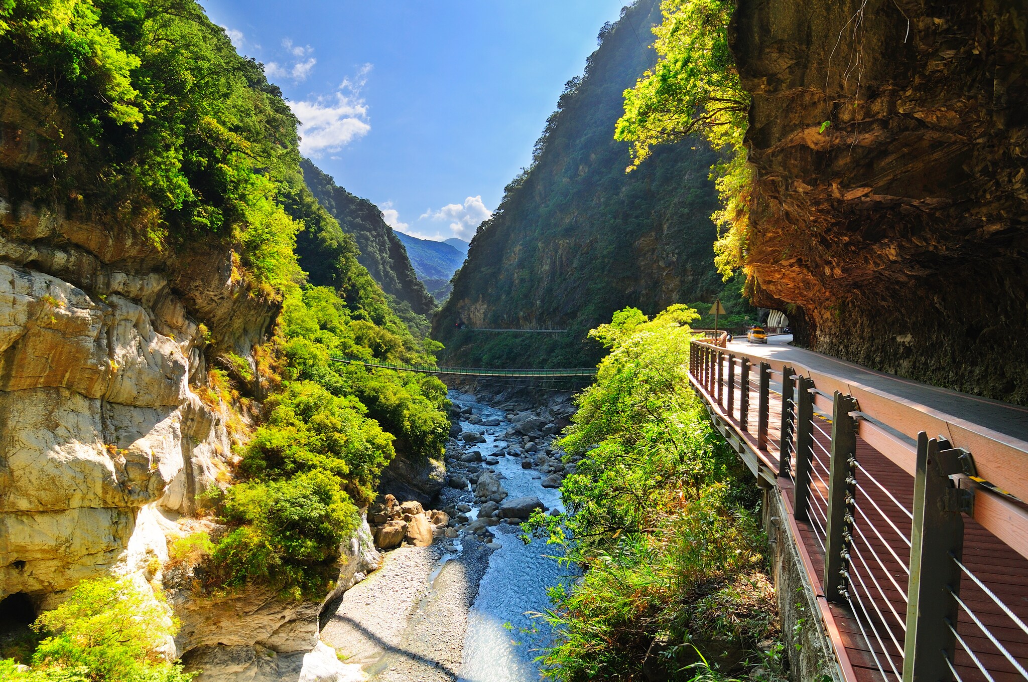 taroko-national-park-half-day-with-japanese-speaking-guide