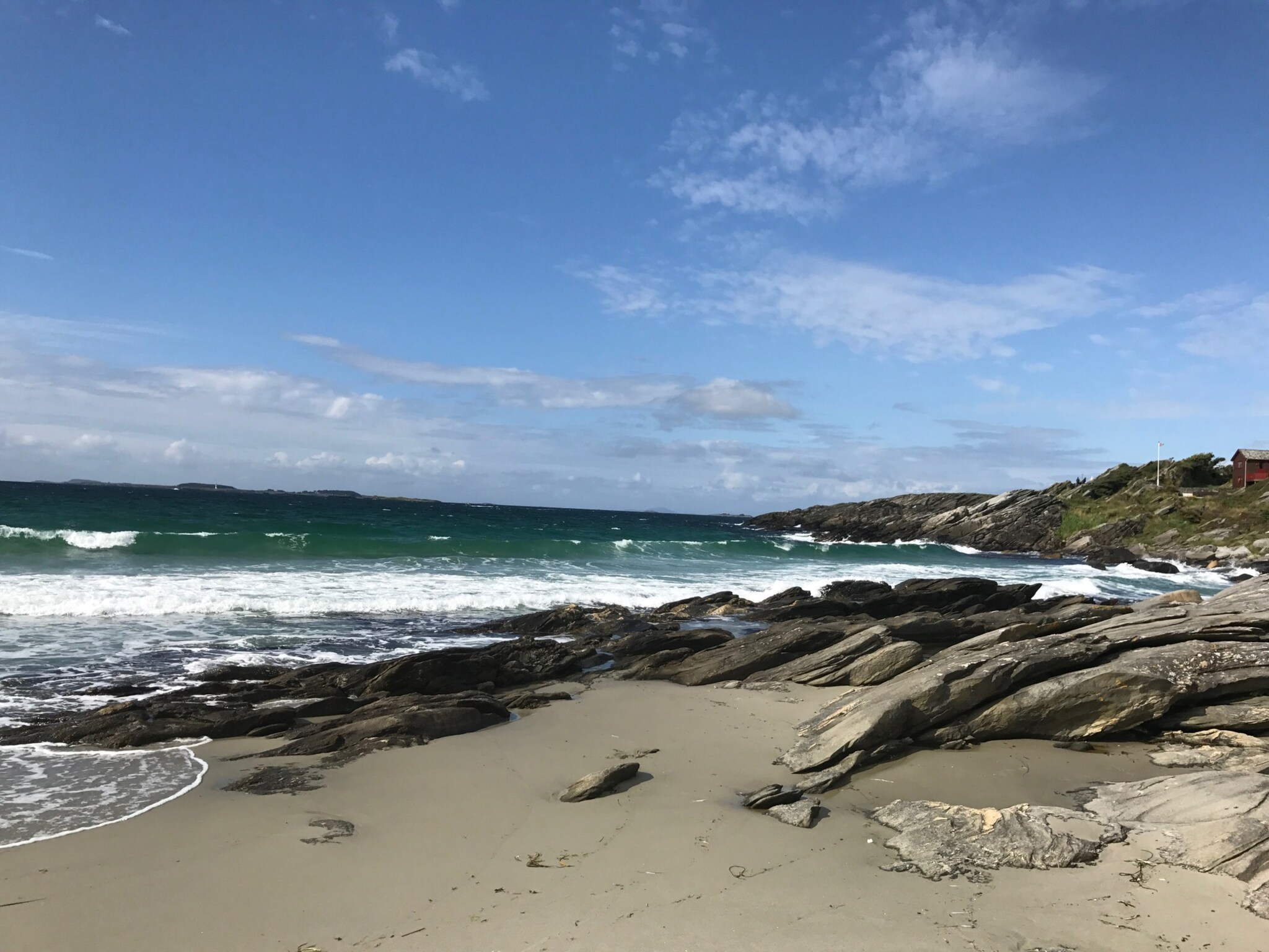 sola-beach-coastal-walk